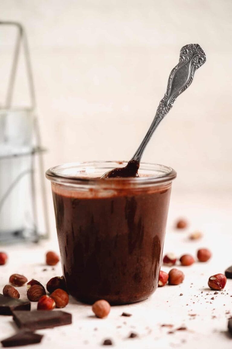 Healthy Chocolate Hazelnut Butter (V, Paleo, GF) - The Fit Peach